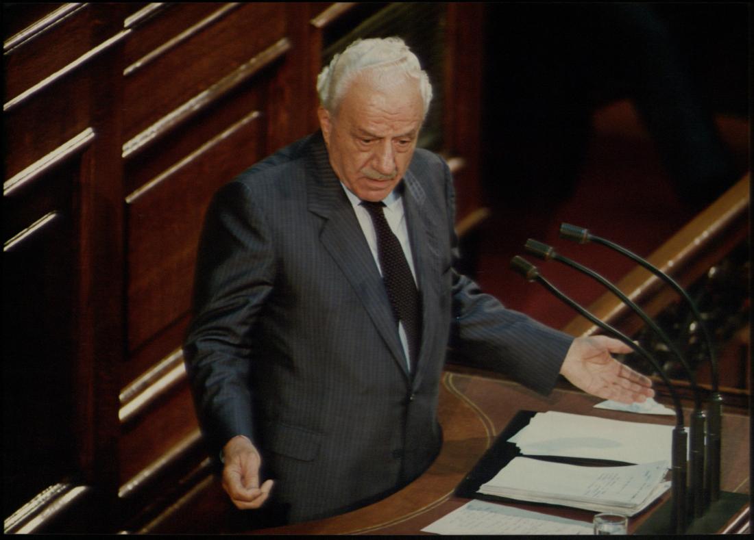 Σαν σήμερα 20 Ιουλίου γεννήθηκε ο Χαρίλαος Φλωράκης | ΕΛΛΑΔΑ ...