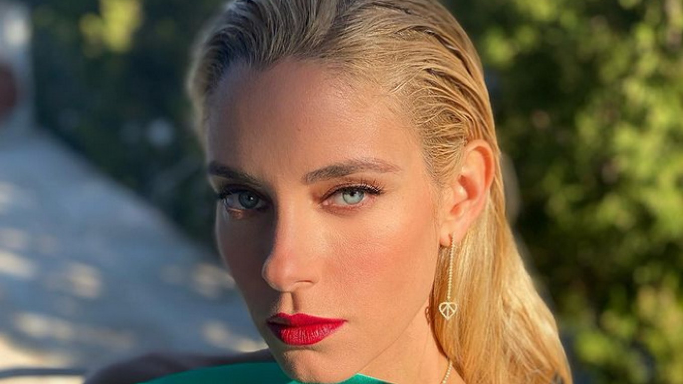 Δούκισσα Νομικού: Η τρυφερή ανάρτηση για τα 5 χρόνια γάμου της με τον ...