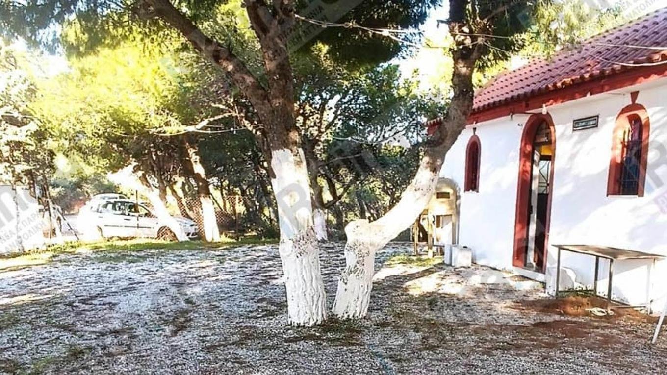 Ραφήνα: 35χρονη γυναίκα κρεμάστηκε πίσω από εκκλησάκι (ΣΚΛΗΡΗ ΦΩΤΟ ...
