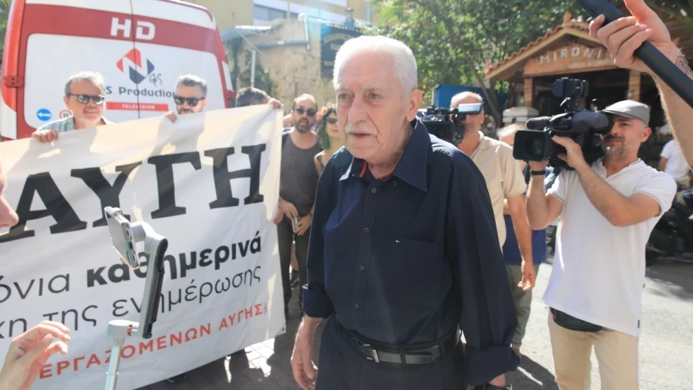 Τόπο στα... νιάτα: Ολίγον Κουβέλης και πολλοί πρώην ΠΑΣΟΚοι, ο «νέος ...