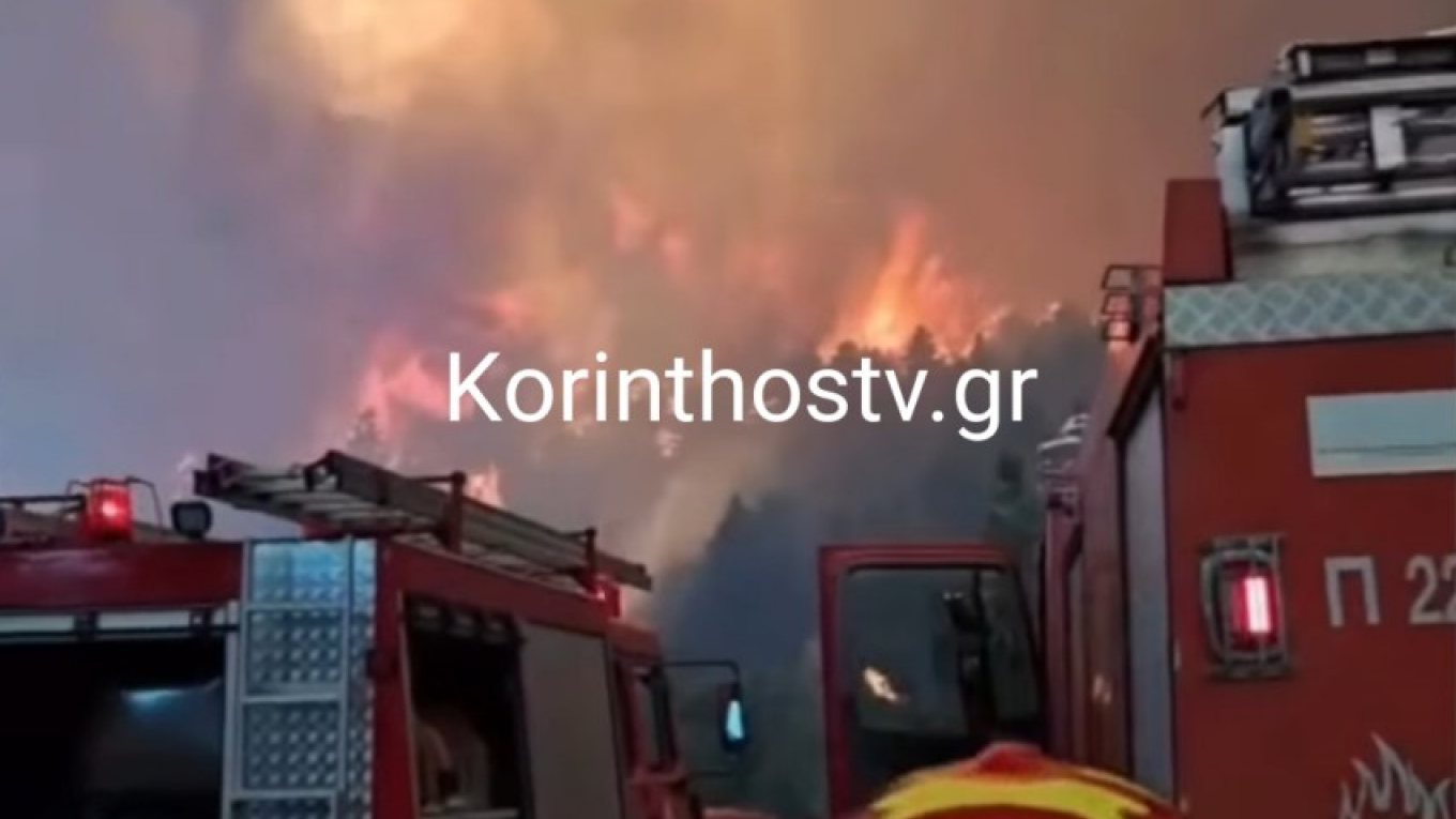 Δύσκολη νύχτα στον Φενεό Κορινθίας - Εκκενώθηκαν χωριά, καίγεται ...