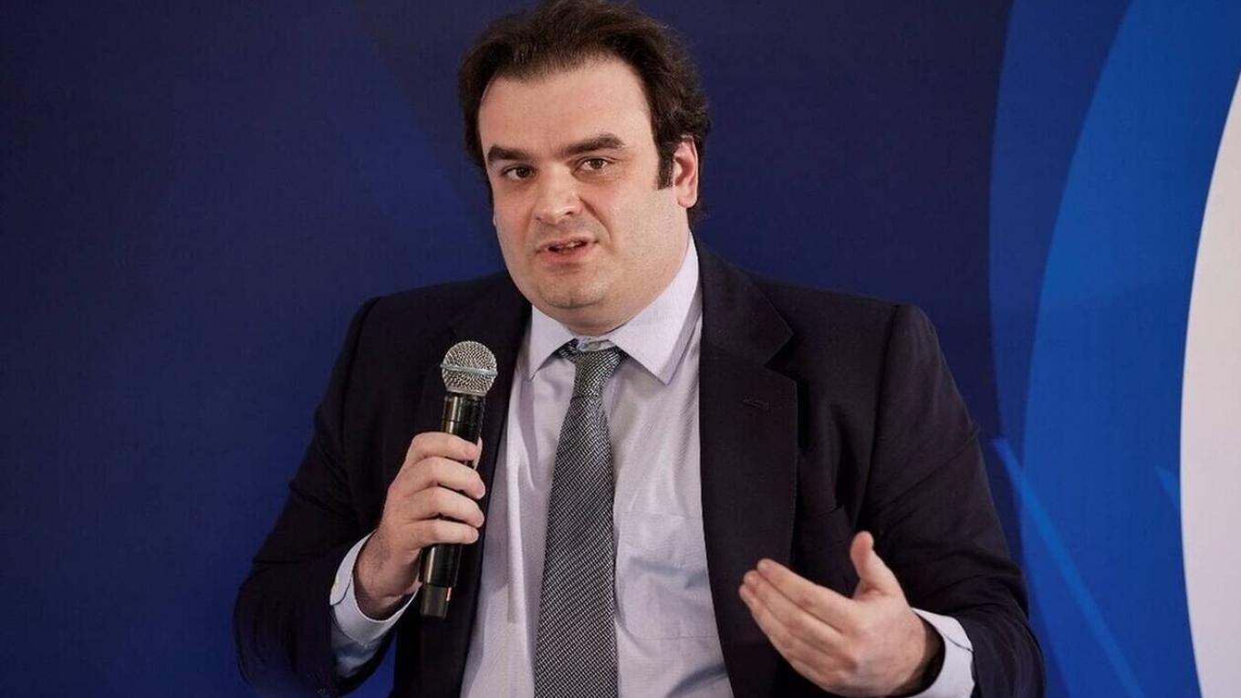Πιερρακάκης: Στόχος μας η μείωση του ΦΠΑ και η σταδιακή κατάργηση του ...