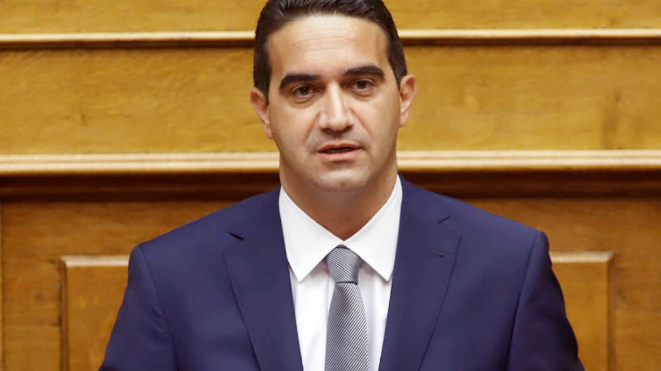 Ο Μιχ. Κατρίνης για τη σύλληψη του 16χρονου γιου του: «Παράνομη πράξη ...
