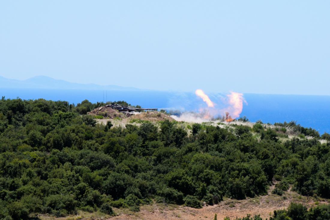 Από την Αθήνα έως την Αλεξανδρούπολη ο αρχηγός του Γενικού Επιτελείου ...
