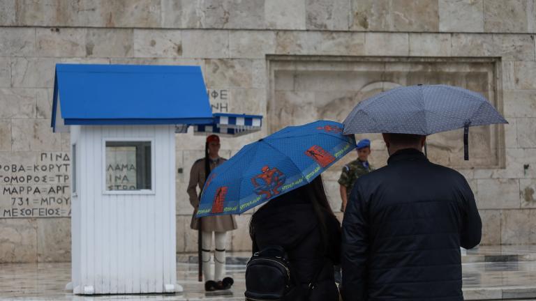 Φθινοπωρινός ο καιρός το Σαββατοκύριακο 12 και 13 Νοεμβρίου: Βροχές ...